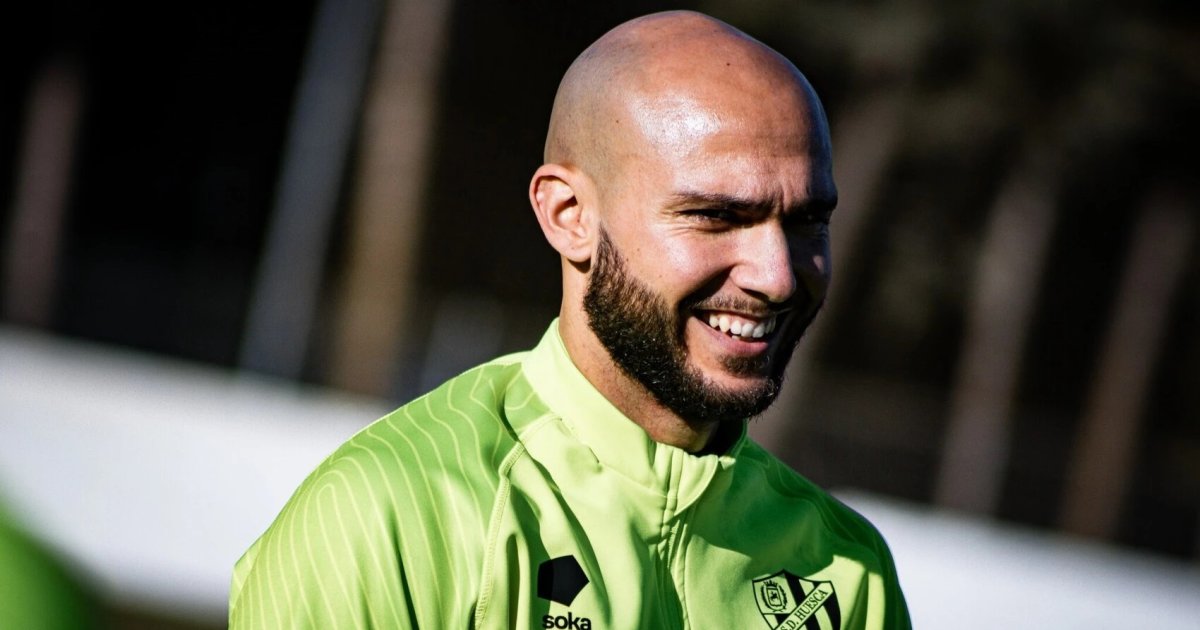 Jérémy Blasco: “Vamos a desafiar al Almería”