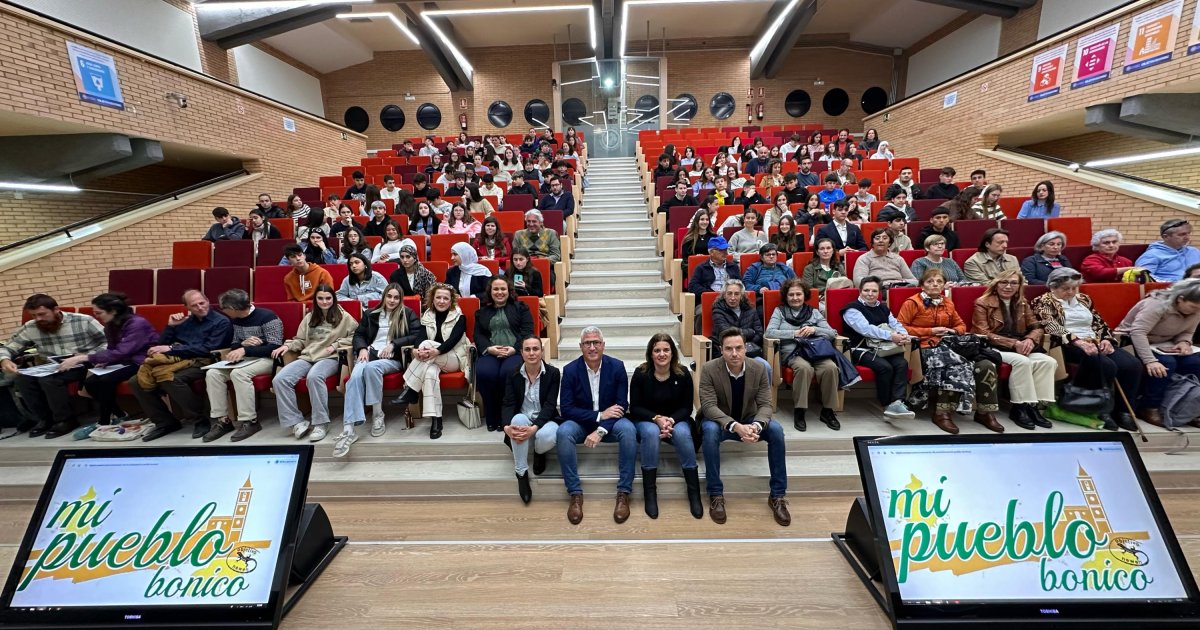 'Mi pueblo bonico' recoge 50.000 fragmentos y 800 kilos de residuos