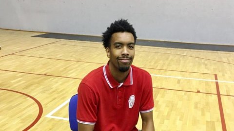 El ala-pívot estadounidense Jordan Hickman regresa al Ecoculture CB Almería