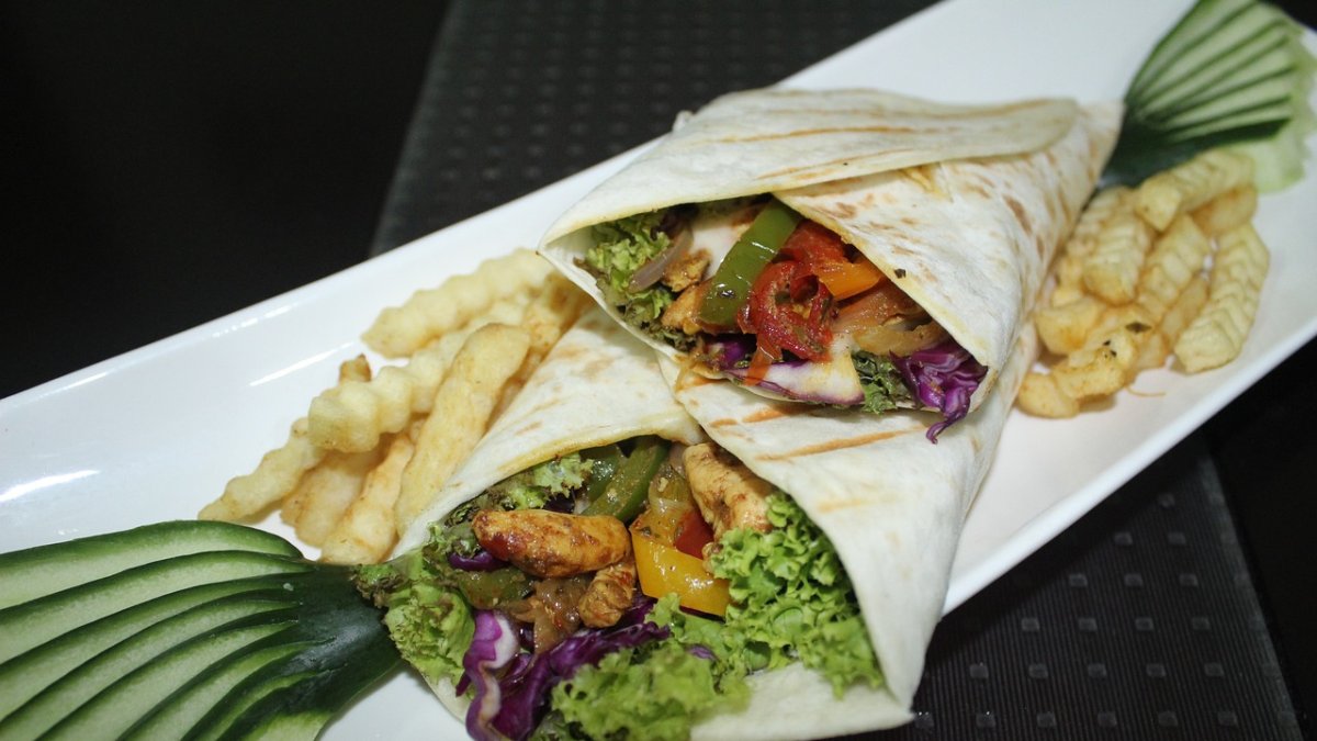 Wrap de melva: sorprende con esta cena