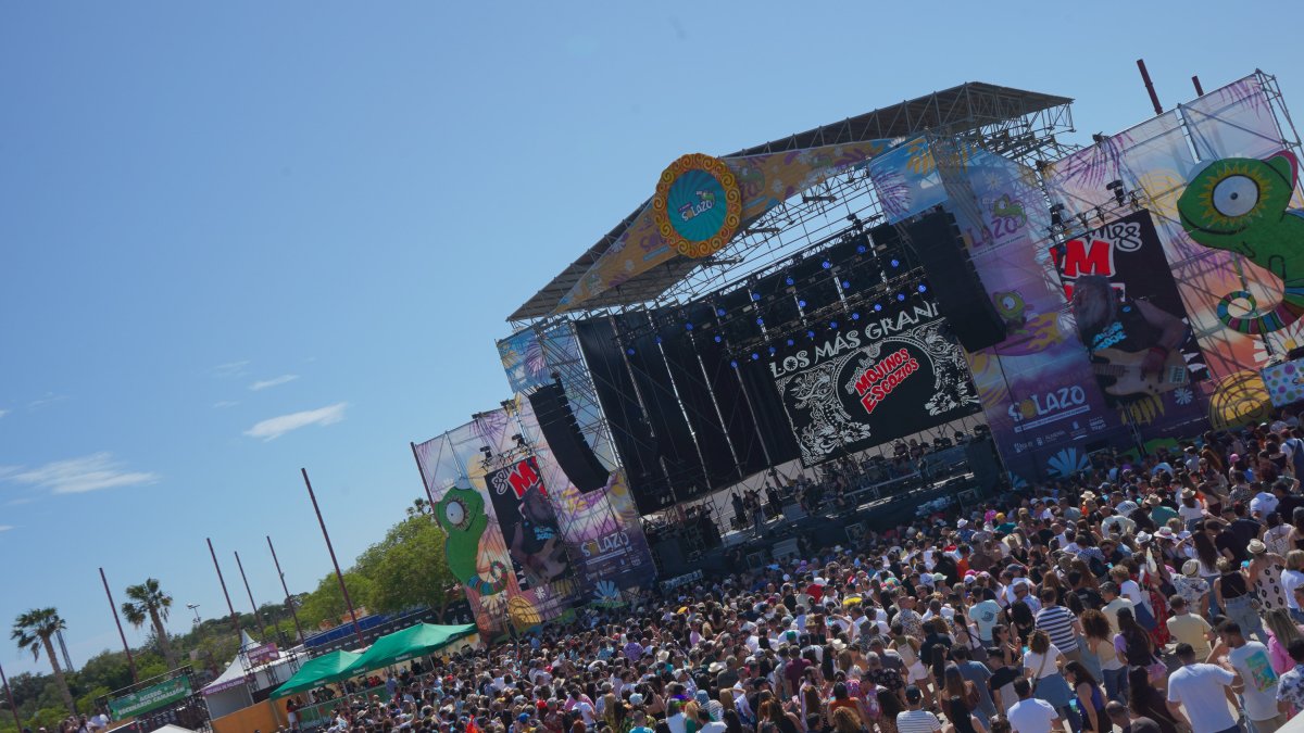 Paulina Rubio, Lori Meyers, sol, música y fiesta para despedir Solazo ...