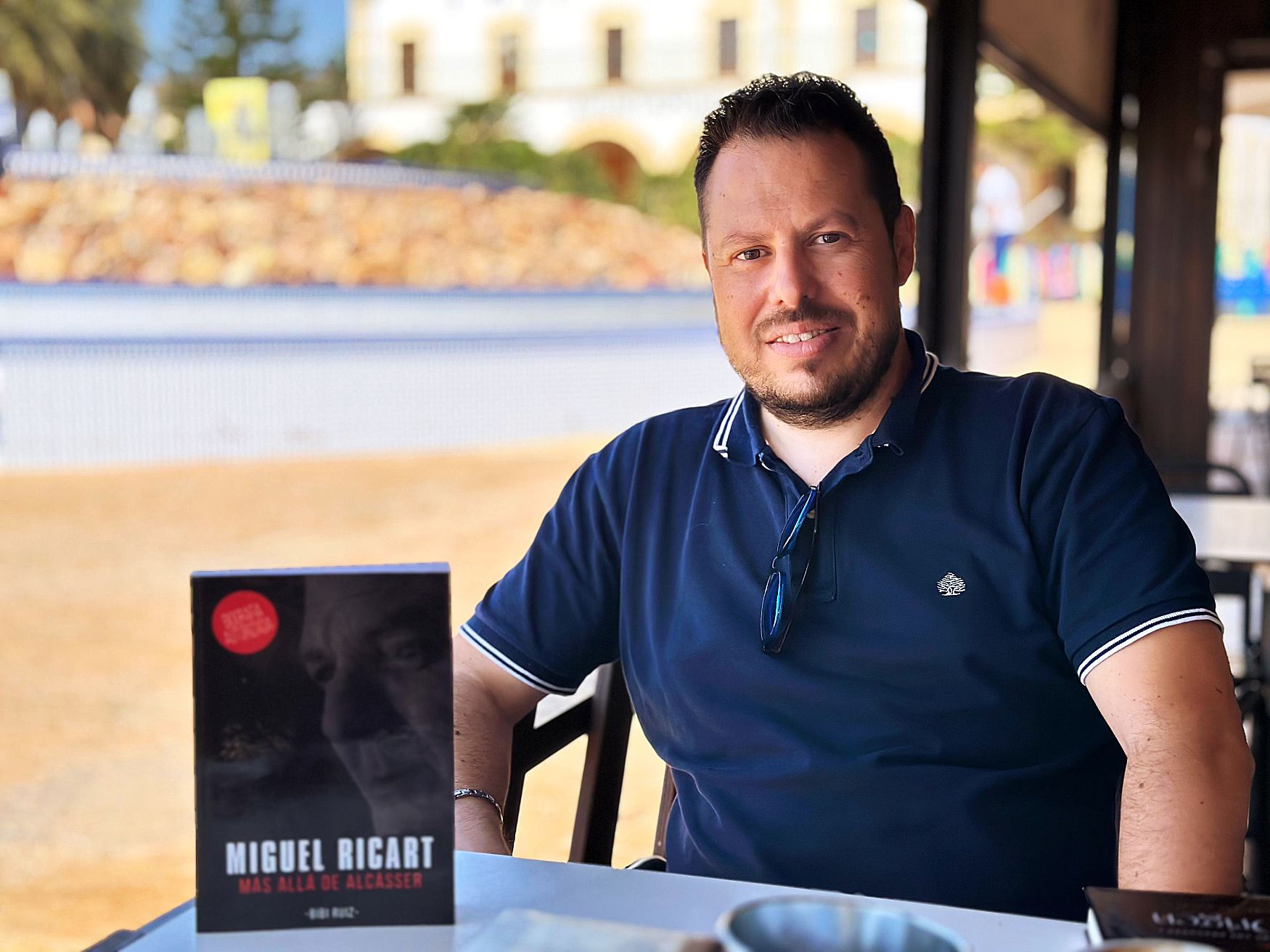 El huercalense que ha escrito la primera biografía autorizada de Miguel ...