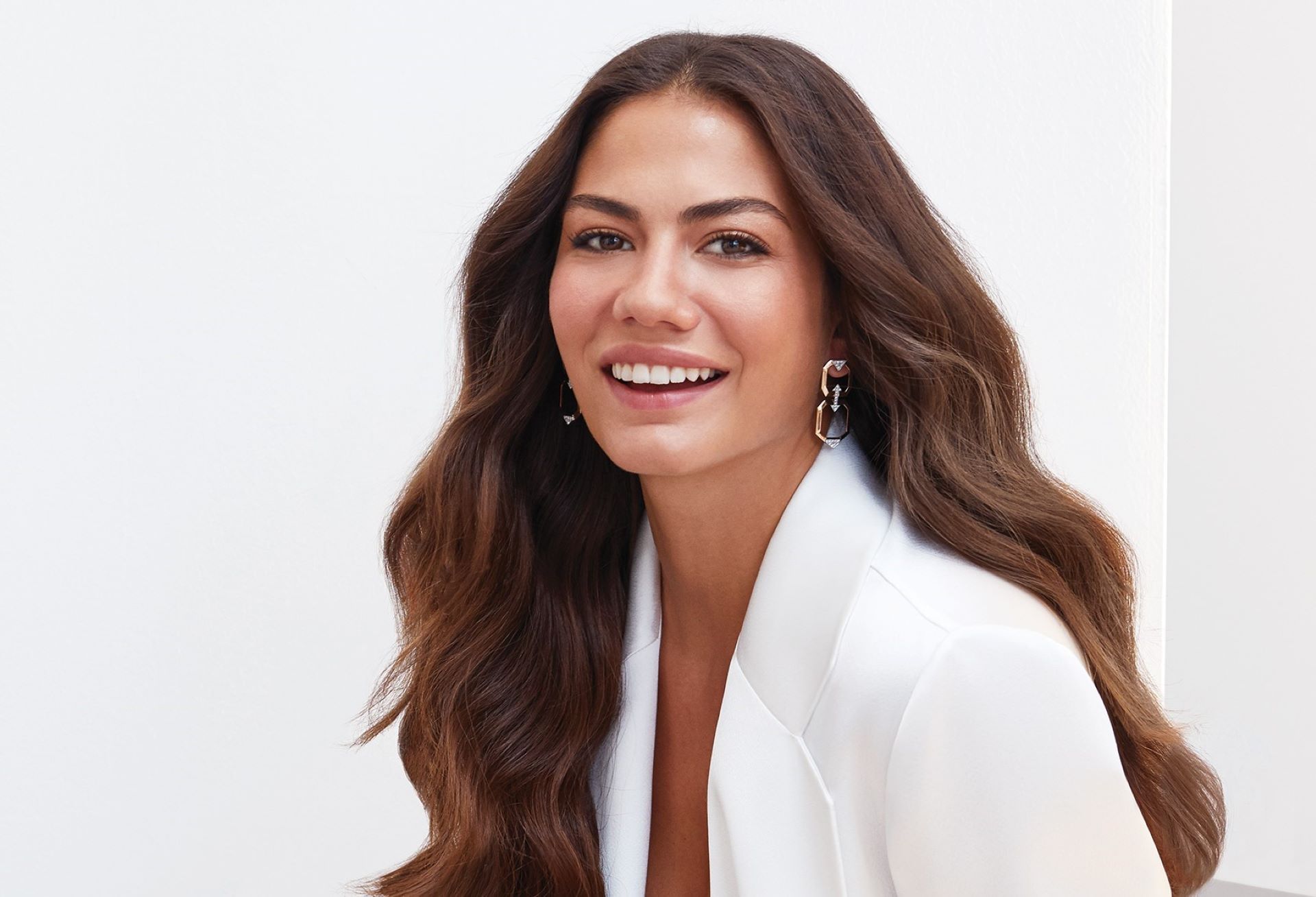 Demet Özdemir conquista Suecia con ‘Erkenci Kus’, el fenómeno global