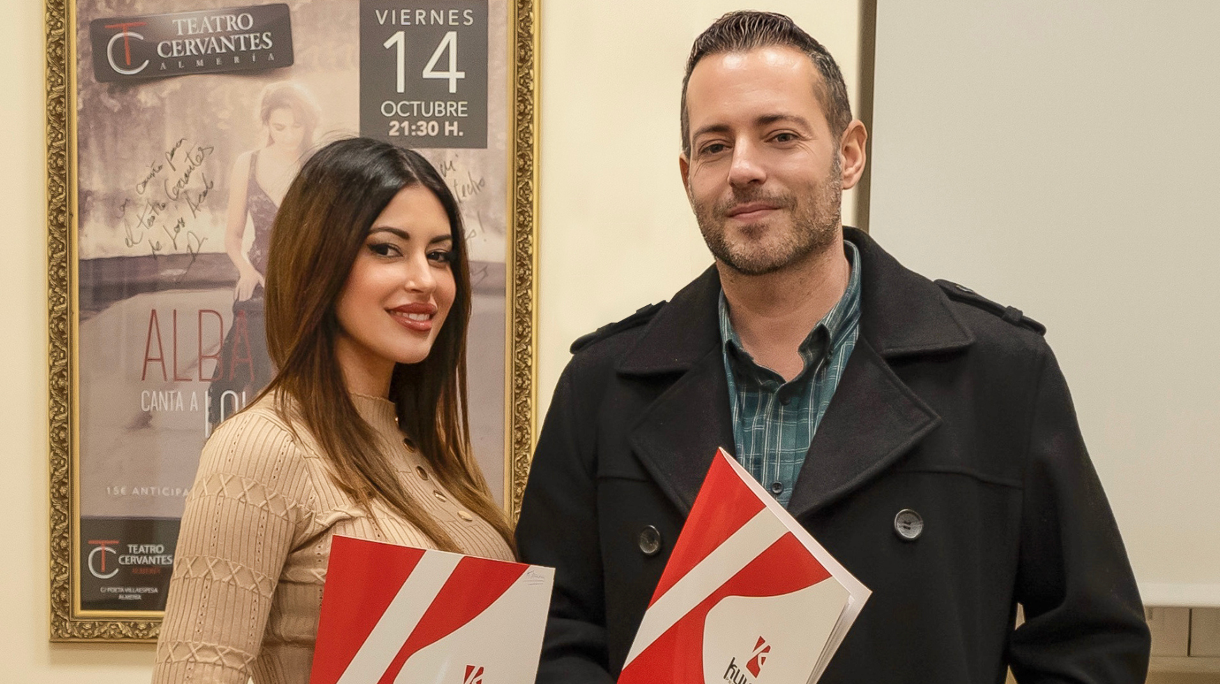 Khiara, primera artista de la nueva era de Kuver Producciones