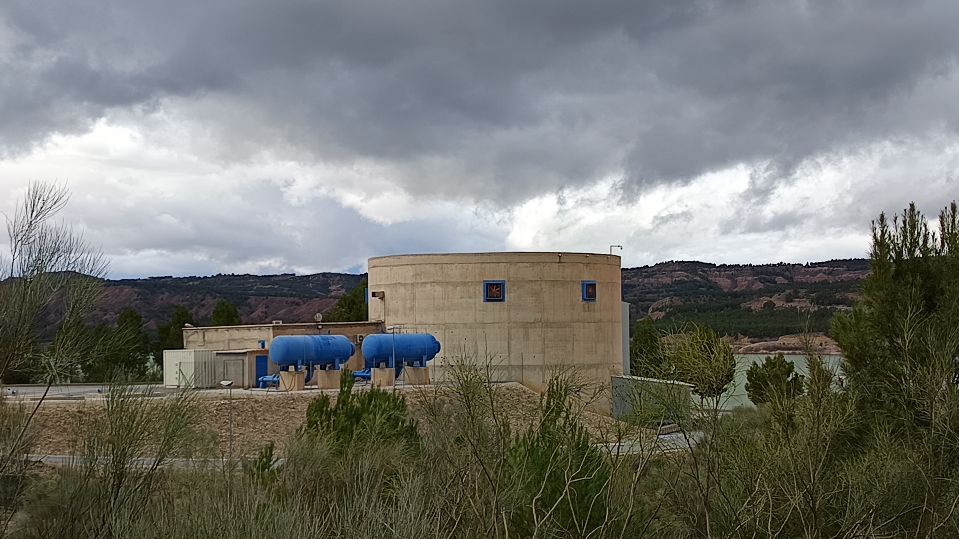 “Y sigue entrando agua”: así está el embalse del que tanto depende Almería